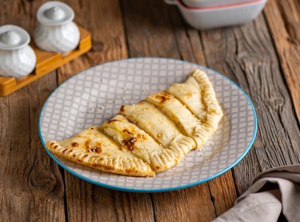 Mankosha Zaatar Cheese - Arjeela - The Bahrain Life